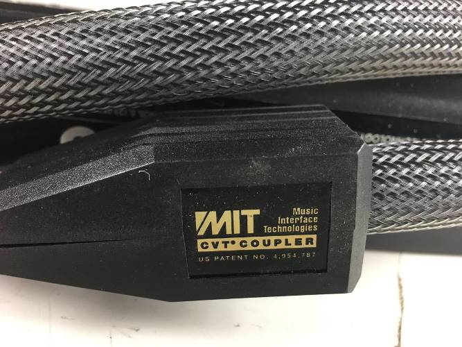 หนุ่ม ไฮ-ไฟ : แหล่งซื้อ-ขายเครื่องเสียงมือสอง