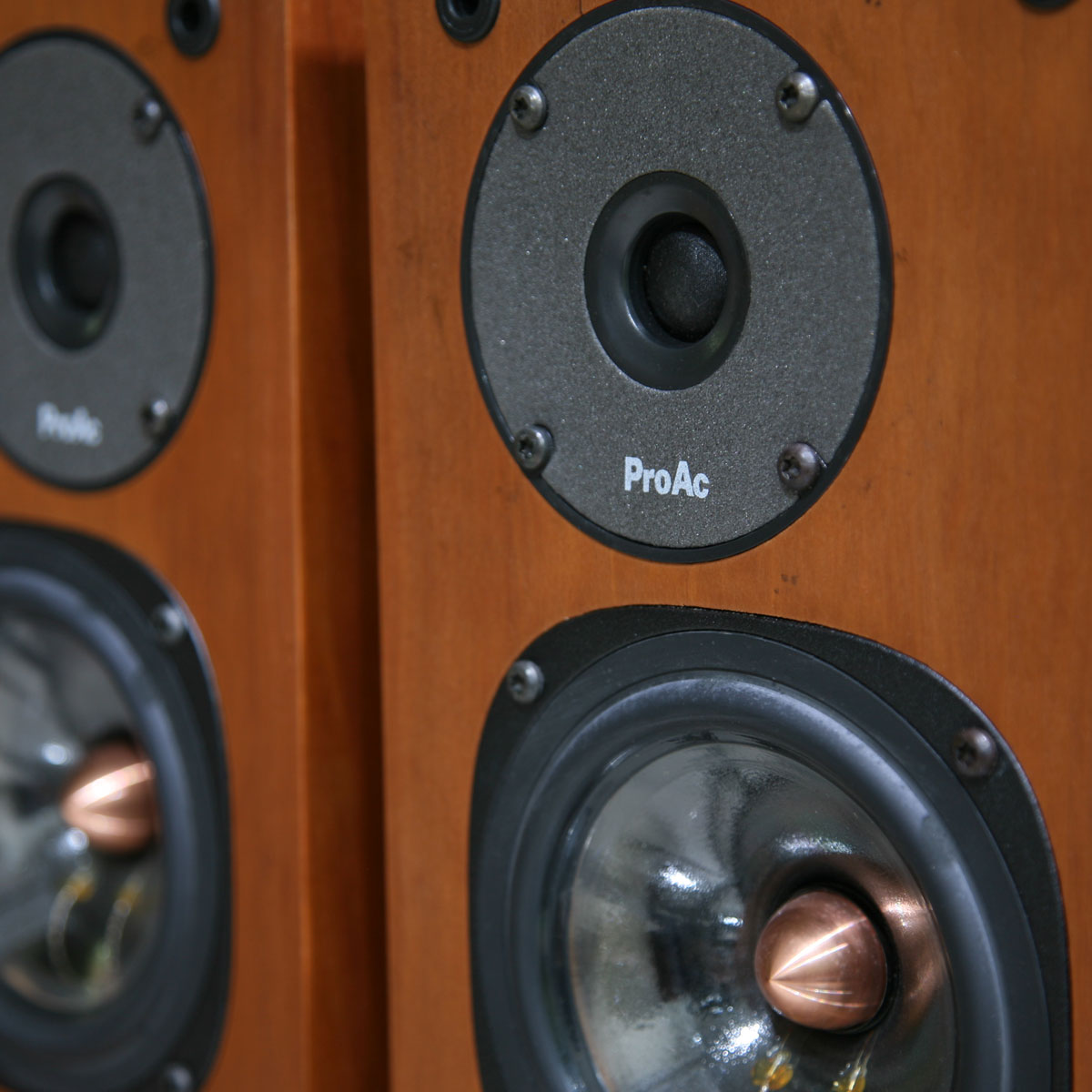 ProAc Response 1sc รุ่นสุดท้ายที่นำเข้ามาขายโดยปิยะนัส ผลิตในอังกฤษ ...