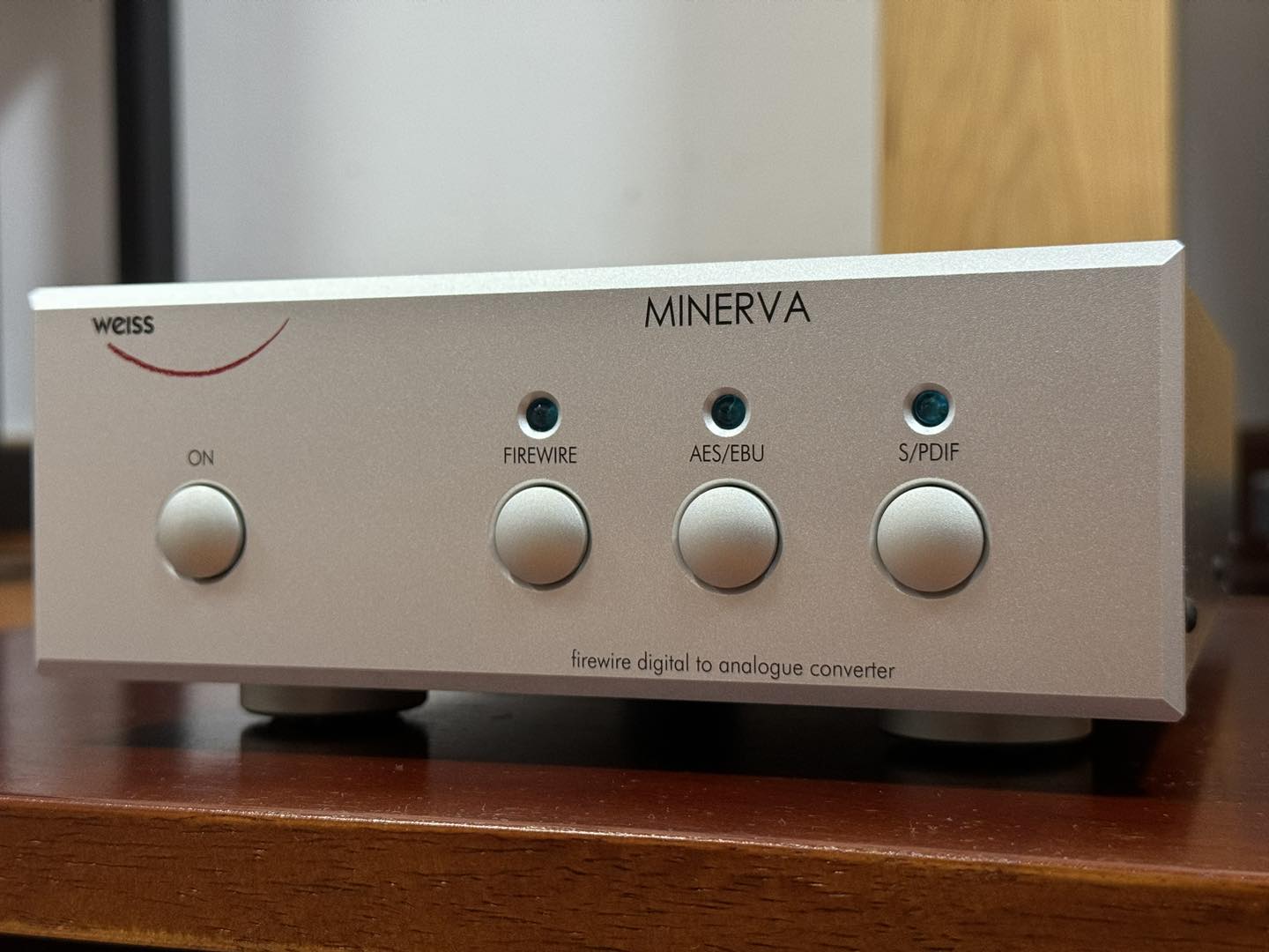 หนุ่ม ไฮ-ไฟ : แหล่งซื้อ-ขายเครื่องเสียงมือสอง