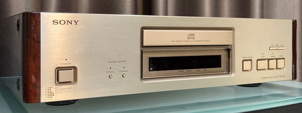 หนุ่ม ไฮ-ไฟ : แหล่งซื้อ-ขายเครื่องเสียงมือสอง